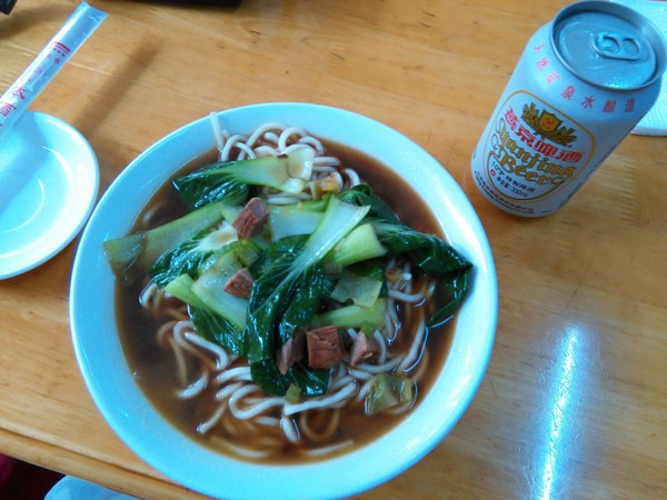 Noodles and beerSMALL - stevensirski